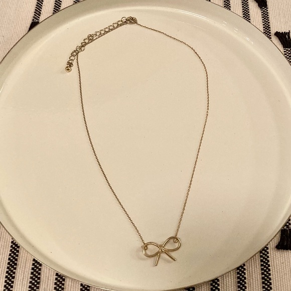 LC Lauren Conrad | Jewelry | Lc Lauren Conrad Gold Bow Necklace | Poshmark
